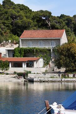 Appartements Près De La Mer Pomena, Mljet - 10426 - Mljet