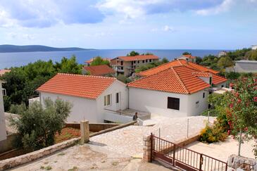 Apartments For Families With Children Zavala, Hvar - 128 - フバル島