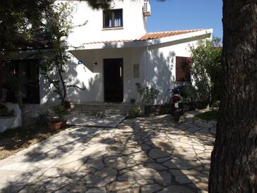 Apartamentos Junto Al Mar Vir - Kozjak, Vir - 16734 - Vir