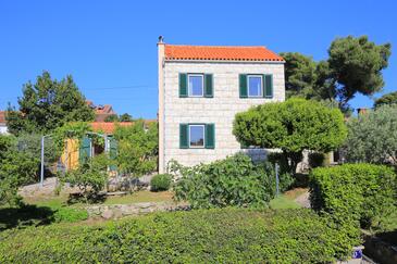 Ferienwohnungen Mit Parkplatz Splitska, Brac - 17023 - Brač