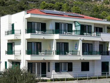 Apartments By The Sea Igrane, Makarska - 17292 - Hvar