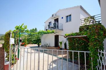 Appartements Avec Parking Rogoznica - 17318 - Dalmatia