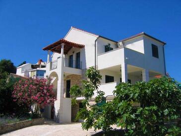 Apartamentos Junto Al Mar Postira, Brac - 17323 - Brač