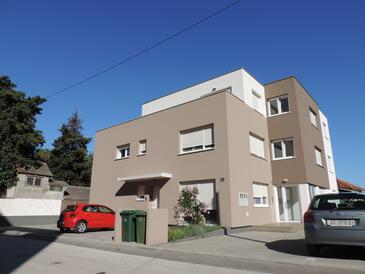 Apartamentos Con Parking Zadar - 17355 - Zadar