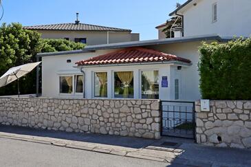 Ferienhaus Mit Parkplatz Novi Vinodolski - 17533 - Novi Vinodolski