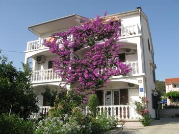 Apartments By The Sea Barbat, Rab - 17620 - Rab