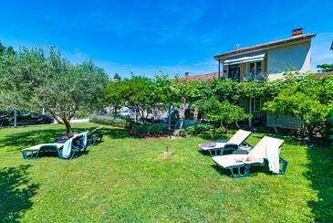 Apartments With Parking Space Fažana - 18334 - Pula