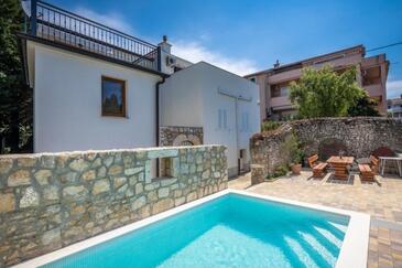 Haus Mit Pool Für Familien Selce, Crikvenica - 18895 - Selce