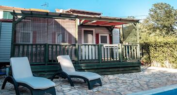Ferienwohnungen Mit Pool Für Familien Pakostane, Biograd - 18980 - Biograd na Moru