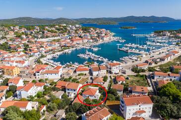 Apartments By The Sea Jezera, Murter - 19056 - Tisno