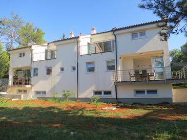 Apartments By The Sea Vantačići, Krk - 19260 - Malinska