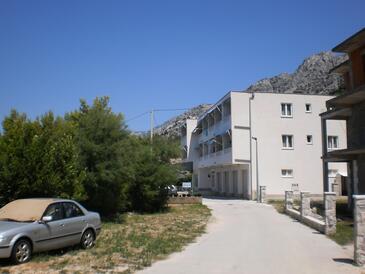 Apartamentos Con Parking Nemira (Omis) - 19635 - Brač