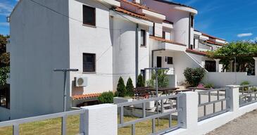 Apartments By The Sea Baška, Krk - 20424 - Baška