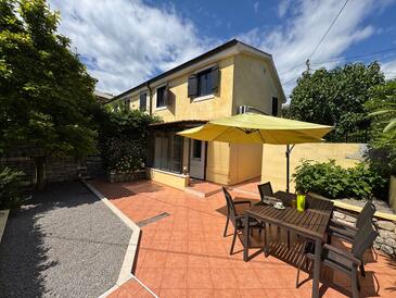 Apartamentos Con Parking Kostrena, Rijeka - 20958 - Rijeka