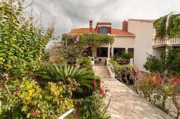 Apartments With Parking Space Cavtat, Dubrovnik - 2132 - Croatia