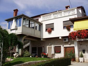 Apartments With Parking Space Malinska, Krk - 21684 - Malinska