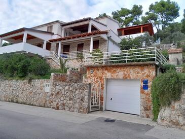Appartamenti Con Parcheggio Gelsa - Jelsa, Lesina - Hvar - 22211 - Hvar