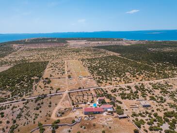 Robinsonada Z Basenem Kosljun, Pag - 22238 - Pag