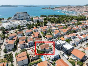 Ferienwohnungen Mit Parkplatz Vodice - 22290 - Vodice