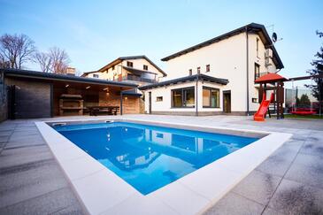 Family Friendly House With A Swimming Pool Karlovac - 22371 - Karlovac