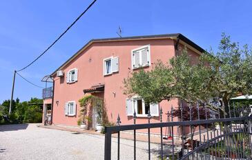 Apartments With Parking Space ĐUba, Umag - 22548 - Umag