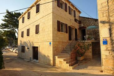 Apartamentos Junto Al Mar Sutivan, Brac - 22771 - Sutivan