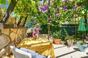 Ferienwohnungen Mit Parkplatz Mali Losinj, Losinj - 23373 - Mali Lošinj