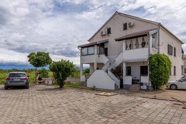 Apartments With Parking Space Privlaka, Zadar - 23483 - Privlaka