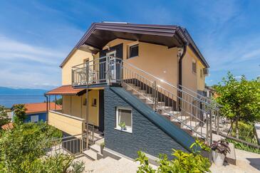 Ferienwohnungen Mit Parkplatz Njivice, Krk - 23575 - Njivice