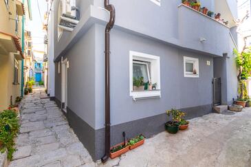 Apartments By The Sea Baška, Krk - 23915 - Baška