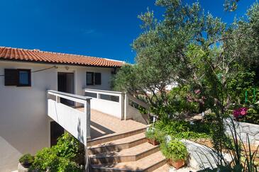 Ferienwohnungen Mit Parkplatz Baska, Krk - 23918 - Baška