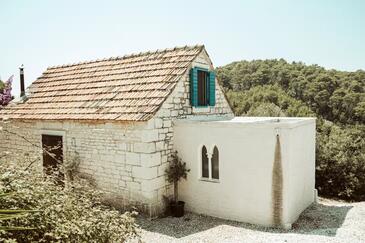 Casa Familiar Con Piscina Selca, Brac - 24224 - Brač