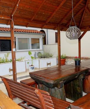 Appartements Avec Parking Pula - 24245 - Pula