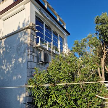 Apartments By The Sea Novi Vinodolski - 24414 - Novi Vinodolski