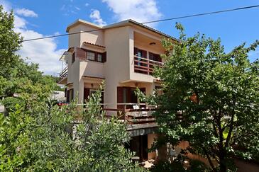 Ferienwohnungen Mit Parkplatz Selce, Crikvenica - 24450 - Krk