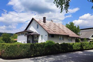 Apartments With Parking Space Ogulin, Gorski Kotar - 24512 - Chorvatsko