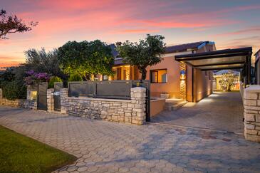 Maison Pour La Famille Avec La Piscine Rovinj - 24669 - Rovinj