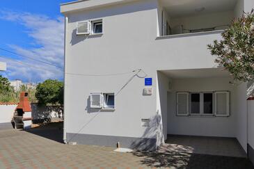 Appartamenti Con Parcheggio Pago - Pag - 24714 - Pago