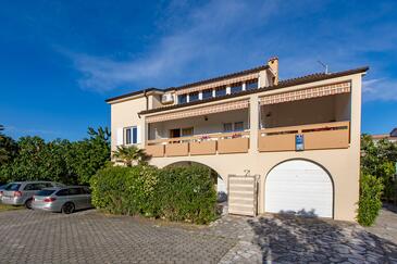 Apartments With Parking Space Punat, Krk - 24854 - Punat