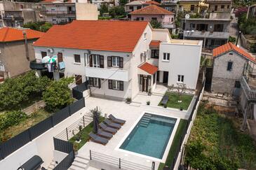 Haus Mit Pool Für Familien Solin, Split - 25075 - Solin