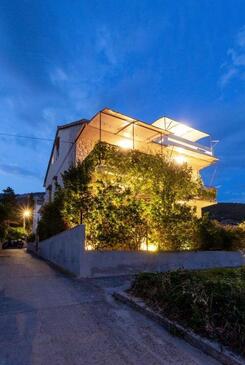 Dom Nad Morzem Z Basenem Komiza, Vis - 25294 - Komiža