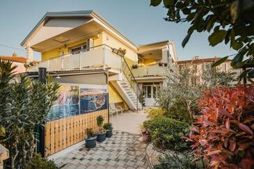 Apartments With Parking Space Umag - 25324 - Umag