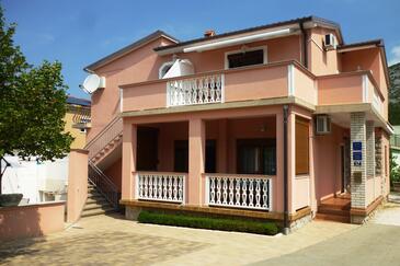 Apartments With Parking Space Starigrad, Paklenica - 25353 - Starigrad
