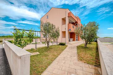 Ferienwohnungen Mit Parkplatz Sabunike, Zadar - 25494 - Privlaka