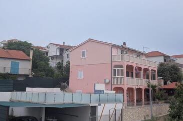 Ferienwohnungen Mit Pool Rogoznica - 25961 - Dalmatien
