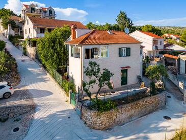 Apartments By The Sea Milna, Brač - 27445 - Brač