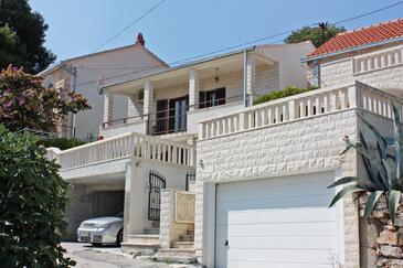 Apartamentos Con Parking Sutivan, Brac - 2846 - Sutivan