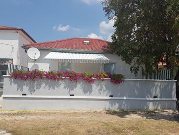 Apartments With Parking Space Seline, Paklenica - 6604 - Croatia