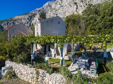 Haus Mit Parkplatz Für Familien Gornji Tucepi - Podpec, Makarska - 6915 - Tučepi