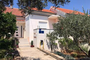 Apartments By The Sea Lukoran, Ugljan - 836 - Dugi otok